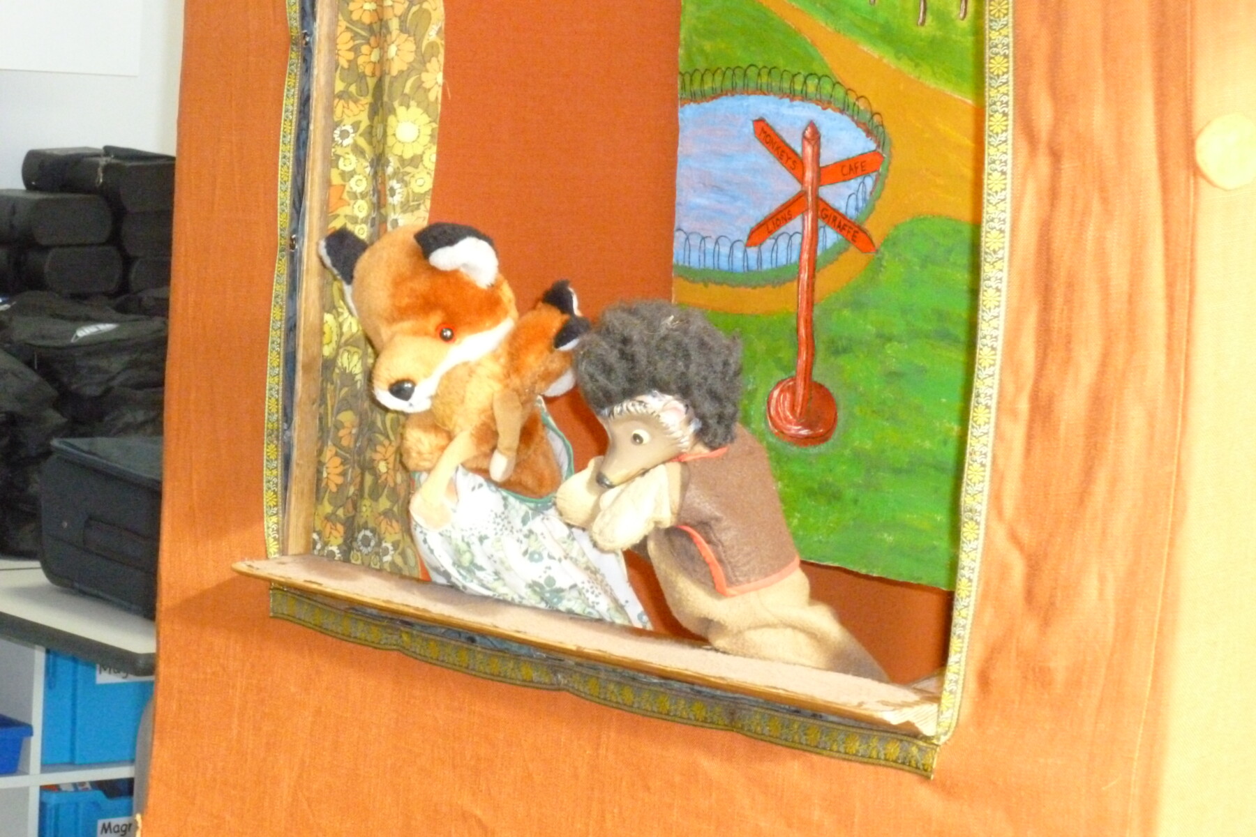 Puppets Galore - Pakeman Primary School