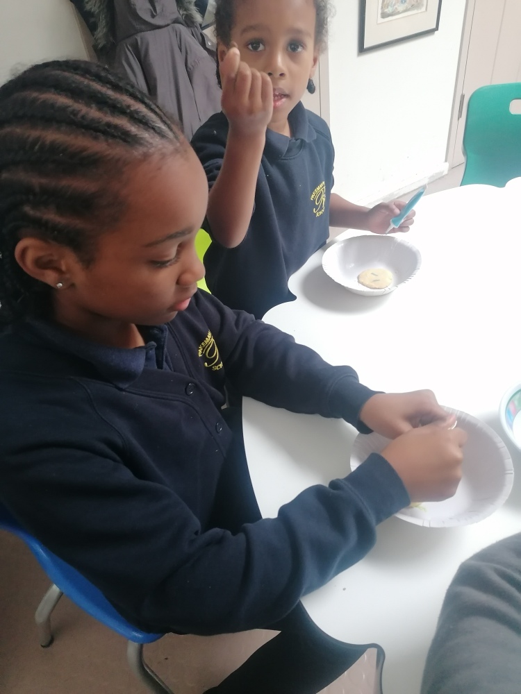 Biscuit Decorating - Pakeman Primary School