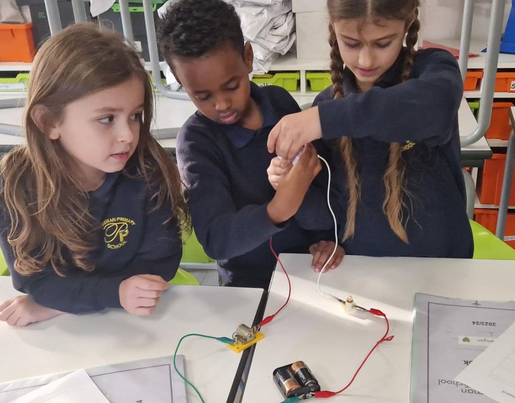 Electric Circuits - Pakeman Primary School